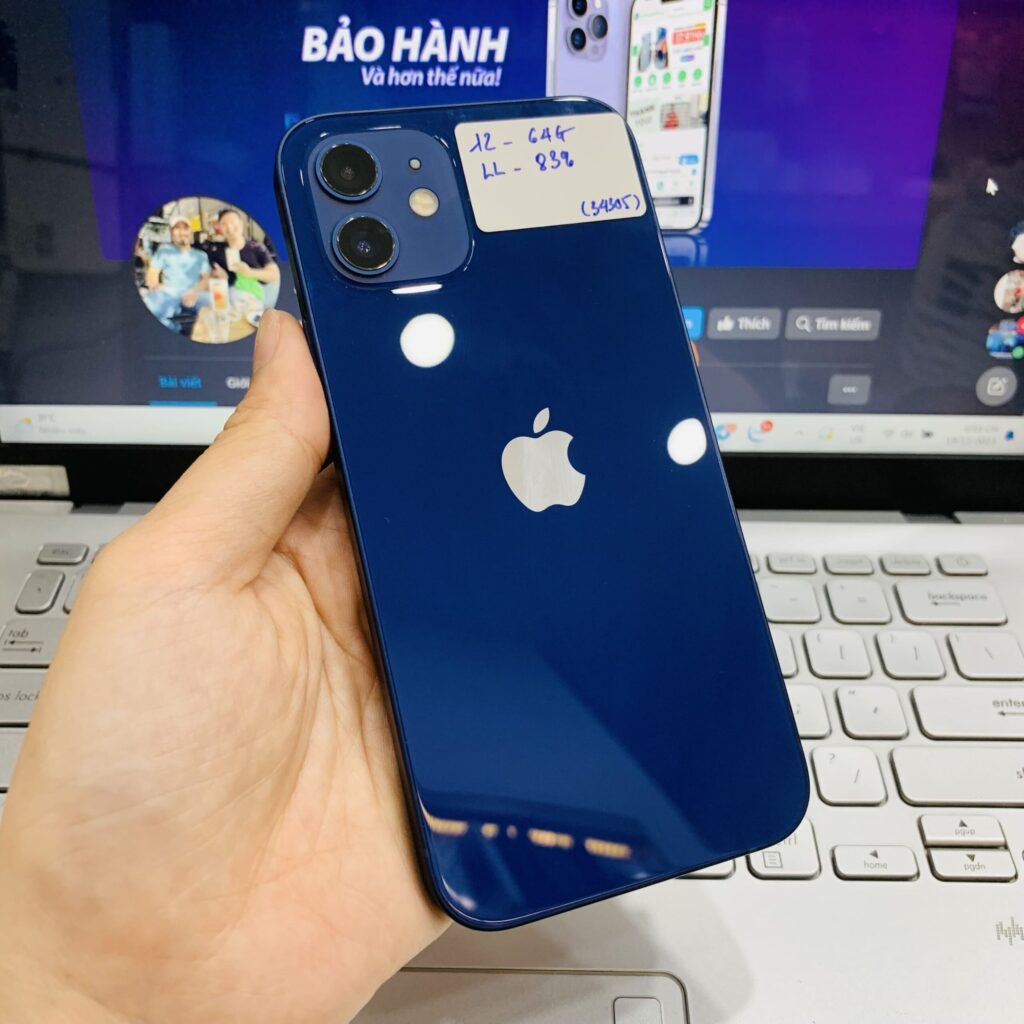 iPhone 12 64G xanh LL sườn 98% , pin 83% , kính phẩy nhẹ - Tuấn Nguyễn ...