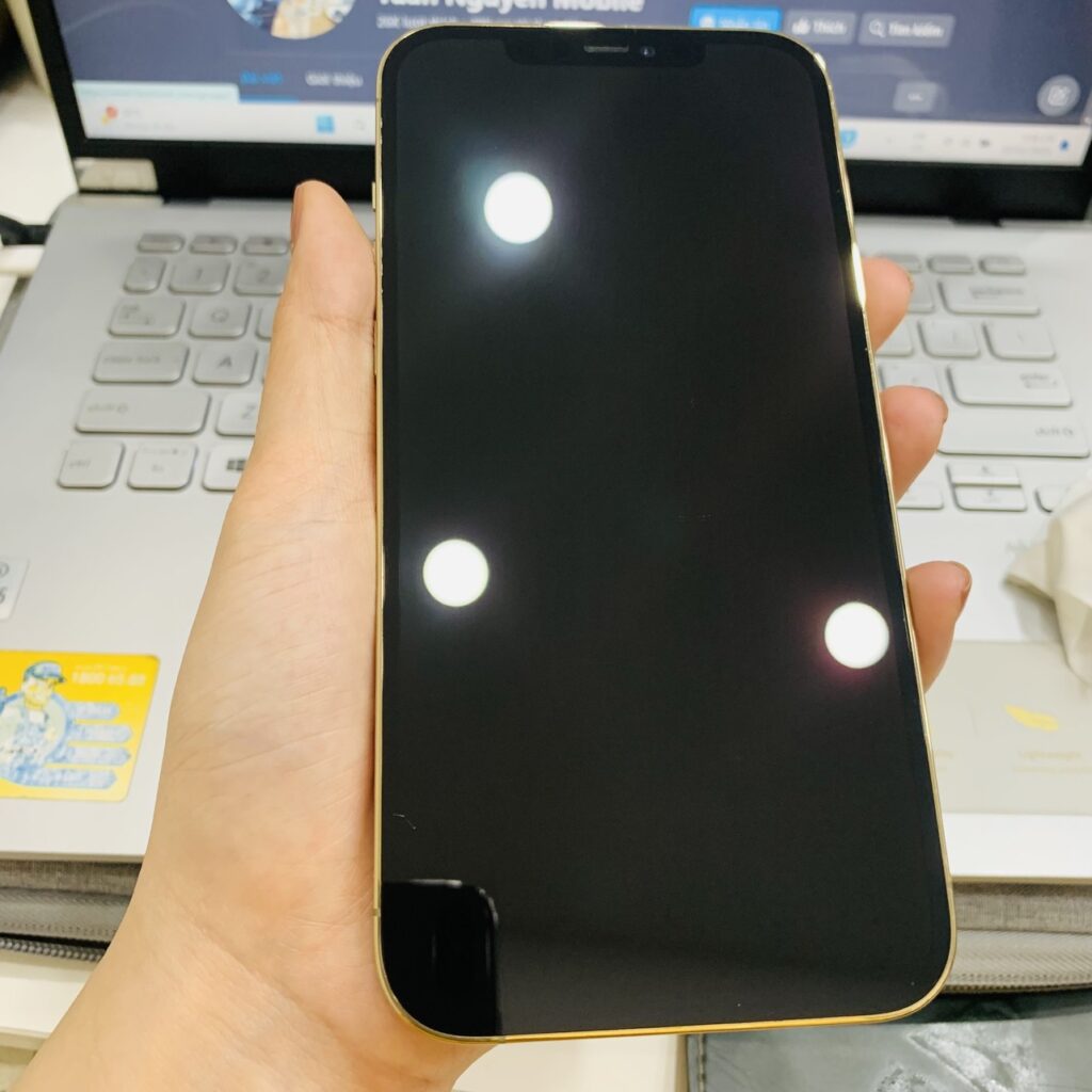 iPhone 12prm 128G gold Vn/a - Sườn 98.5% - Pin 83%( tặng pin new 100% ...